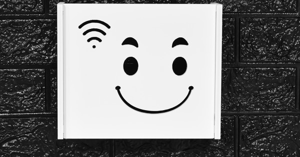 Raft suport Router Wireless, pentru mascare fire si echipament WIFI ...